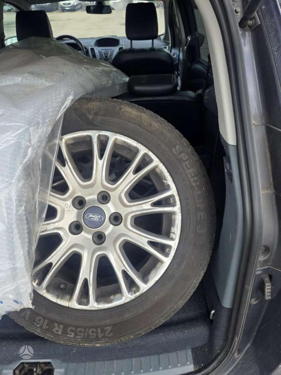 Blue Ford Grand C-MAX 2012 in Marijampole, with an engine capacity of 1.56 L and mileage of 320 thousand km for 2700 €, photo 13 on AUTOMOTO.COM.LV