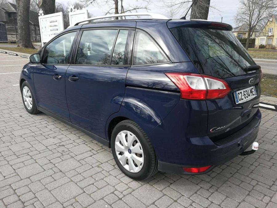Blue Ford Grand C-MAX 2013 in Kelme, with an engine capacity of 1.00 L and mileage of 170 thousand km for 4000 €, photo 4 on AUTOMOTO.COM.LV