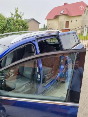 Blue Ford Grand C-MAX 2015 in Klaipeda, with an engine capacity of 2.00 L and mileage of 292 thousand km for 4800 €, photo 10 on AUTOMOTO.COM.LV