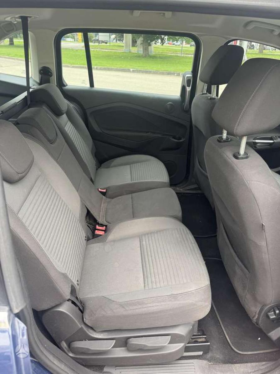 Zils Ford Grand C-MAX 2016 Tauragė, ar dzinēja tilpumu 1.50 L un nobraukumu 224 tūkst. km par 5000 €, foto 13 vietnē AUTOMOTO.COM.LV