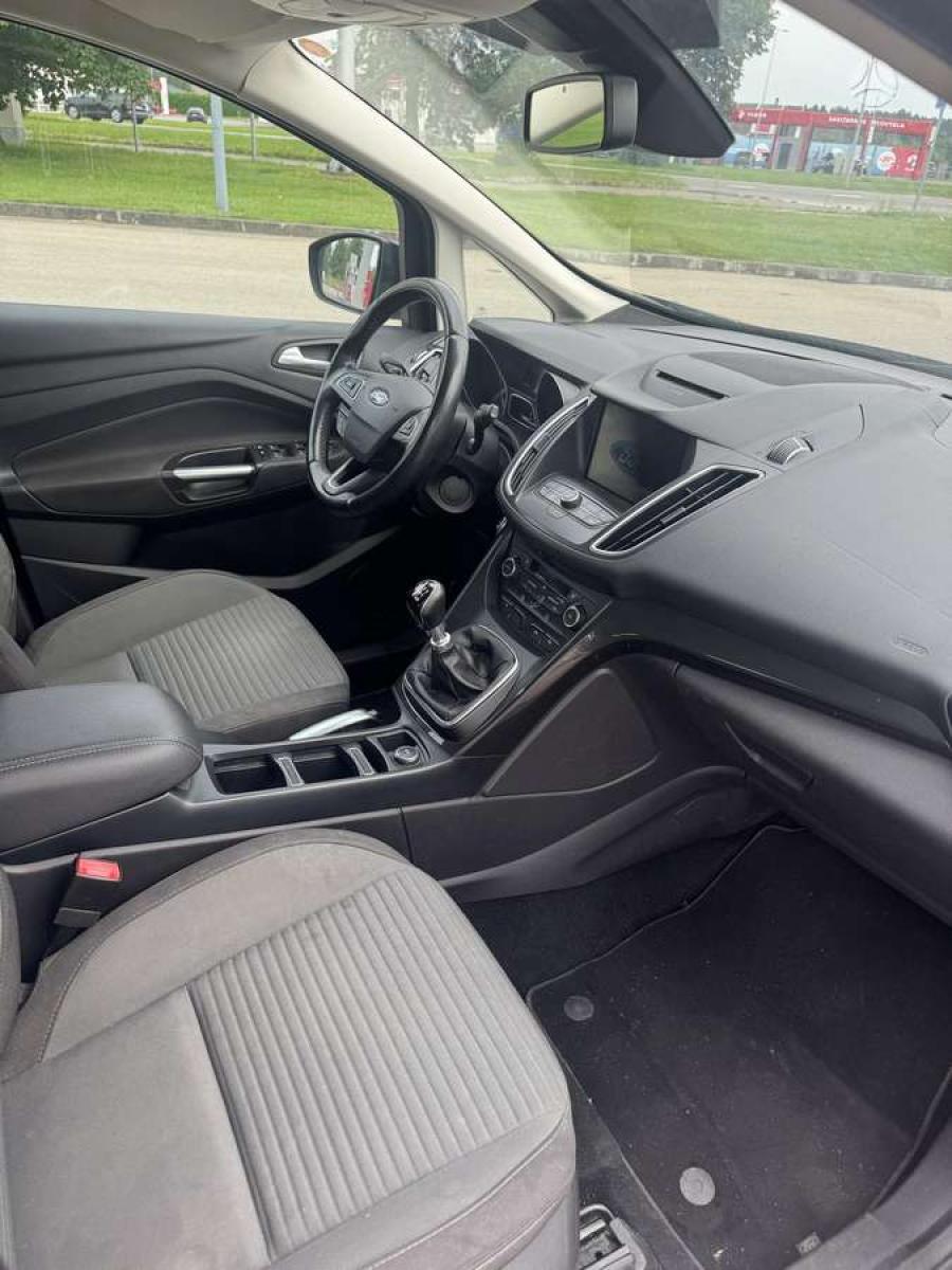 Zils Ford Grand C-MAX 2016 Tauragė, ar dzinēja tilpumu 1.50 L un nobraukumu 224 tūkst. km par 5000 €, foto 14 vietnē AUTOMOTO.COM.LV