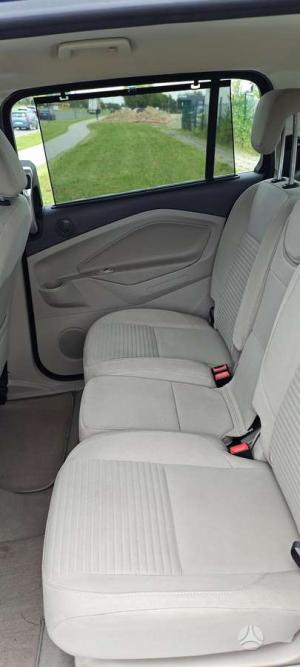 Blue Ford Grand C-MAX 2016 in Kaunas, with an engine capacity of 1.00 L and mileage of 188 thousand km for 4899 €, photo 16 on AUTOMOTO.COM.LV