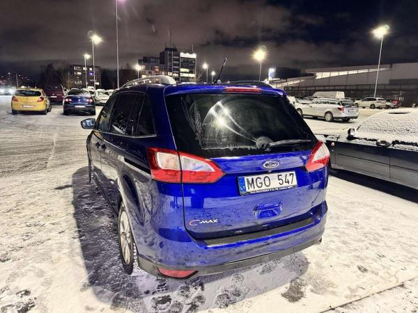 Blue Ford Grand C-MAX 2017 in Vilnius, with an engine capacity of 2.00 L and mileage of 169 thousand km for 10500 €, photo 5 on AUTOMOTO.COM.LV