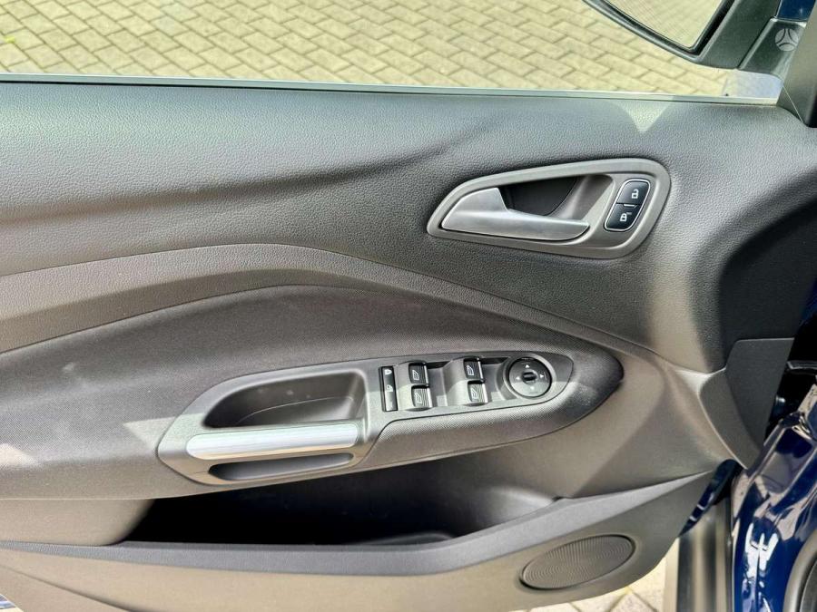 Blue Ford Grand C-MAX 2017 in Kaunas, with an engine capacity of 1.00 L and mileage of 119 thousand km for 5499 €, photo 22 on AUTOMOTO.COM.LV