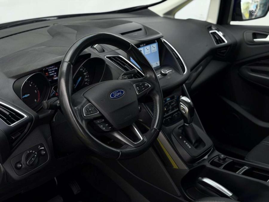 Zils Ford Grand C-MAX 2017 Viļņa, ar dzinēja tilpumu 2.00 L un nobraukumu 170 tūkst. km par 8390 €, foto 10 vietnē AUTOMOTO.COM.LV