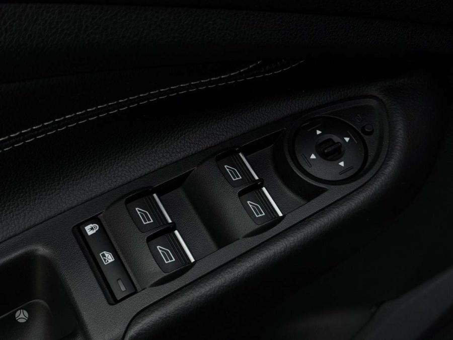 Zils Ford Grand C-MAX 2017 Viļņa, ar dzinēja tilpumu 2.00 L un nobraukumu 170 tūkst. km par 8390 €, foto 20 vietnē AUTOMOTO.COM.LV