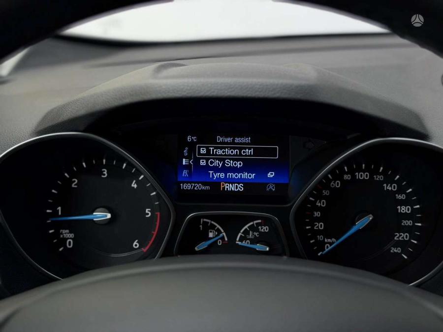 Zils Ford Grand C-MAX 2017 Viļņa, ar dzinēja tilpumu 2.00 L un nobraukumu 170 tūkst. km par 8390 €, foto 30 vietnē AUTOMOTO.COM.LV