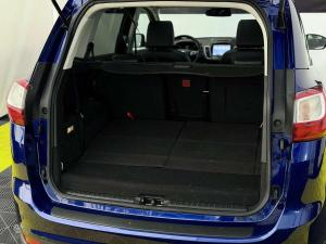 Zils Ford Grand C-MAX 2017 Viļņa, ar dzinēja tilpumu 2.00 L un nobraukumu 170 tūkst. km par 7990 €, foto 13 vietnē AUTOMOTO.COM.LV