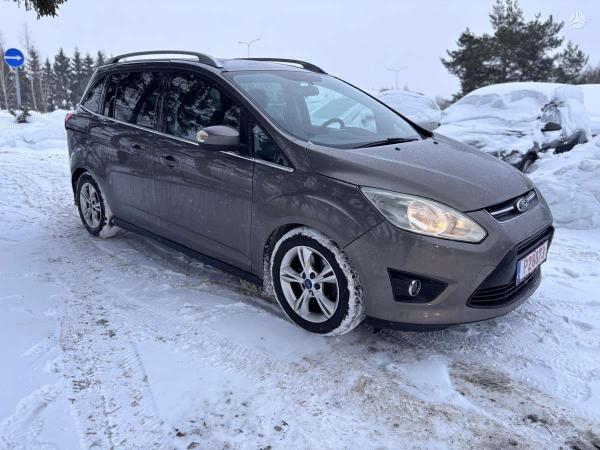 Brown Ford Grand C-MAX 2012 in Gargzdai, with an engine capacity of 2.00 L and mileage of 224 thousand km for 4999 €, photo 3 on AUTOMOTO.COM.LV