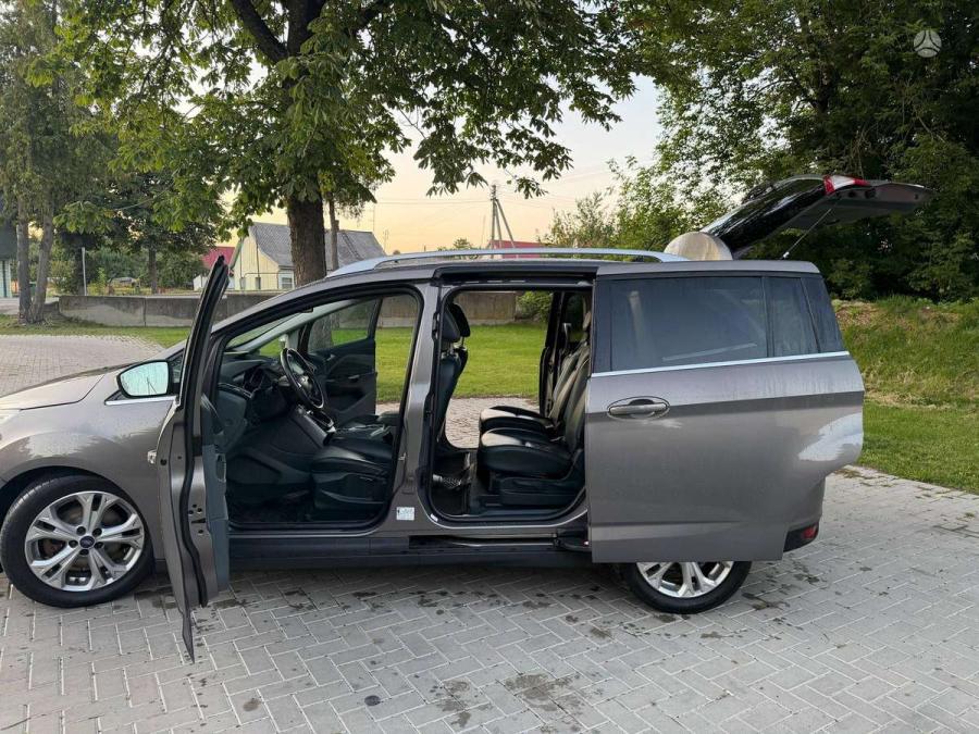 Brūns Ford Grand C-MAX 2012 Viļņa, ar dzinēja tilpumu 2.00 L un nobraukumu 307 tūkst. km par 5600 €, foto 10 vietnē AUTOMOTO.COM.LV