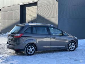 Brown Ford Grand C-MAX 2013 in Kaunas, with an engine capacity of 1.00 L and mileage of 145 thousand km for 4490 €, photo 5 on AUTOMOTO.COM.LV