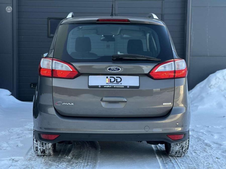Brown Ford Grand C-MAX 2013 in Kaunas, with an engine capacity of 1.00 L and mileage of 145 thousand km for 4490 €, photo 7 on AUTOMOTO.COM.LV