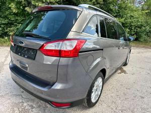 Brown Ford Grand C-MAX 2013 in Siauliai, with an engine capacity of 1.56 L and mileage of 240 thousand km for 4650 €, photo 4 on AUTOMOTO.COM.LV