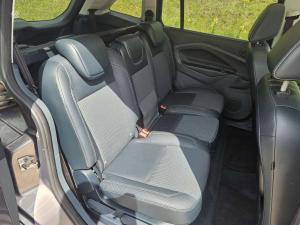 Brown Ford Grand C-MAX 2014 in Vilnius, with an engine capacity of 2.00 L and mileage of 255 thousand km for 4400 €, photo 19 on AUTOMOTO.COM.LV