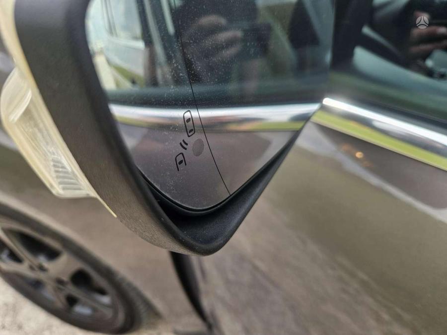 Brown Ford Grand C-MAX 2014 in Vilnius, with an engine capacity of 2.00 L and mileage of 255 thousand km for 4400 €, photo 23 on AUTOMOTO.COM.LV