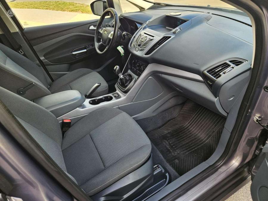 Brūns Ford Grand C-MAX 2015 Šauļi, ar dzinēja tilpumu 1.00 L un nobraukumu 195 tūkst. km par 4950 €, foto 13 vietnē AUTOMOTO.COM.LV