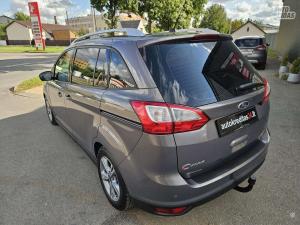 Brūns Ford Grand C-MAX 2015 Šauļi, ar dzinēja tilpumu 1.00 L un nobraukumu 195 tūkst. km par 4950 €, foto 5 vietnē AUTOMOTO.COM.LV