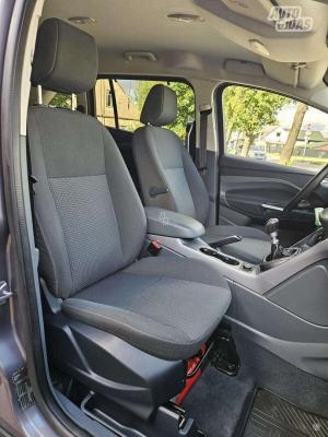 Brūns Ford Grand C-MAX 2015 Šauļi, ar dzinēja tilpumu 1.00 L un nobraukumu 195 tūkst. km par 4950 €, foto 15 vietnē AUTOMOTO.COM.LV
