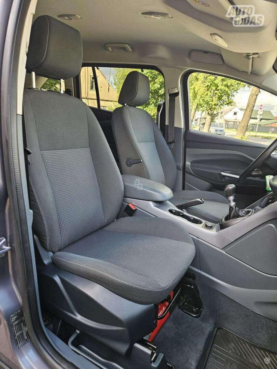 Brūns Ford Grand C-MAX 2015 Šauļi, ar dzinēja tilpumu 1.00 L un nobraukumu 195 tūkst. km par 4950 €, foto 15 vietnē AUTOMOTO.COM.LV