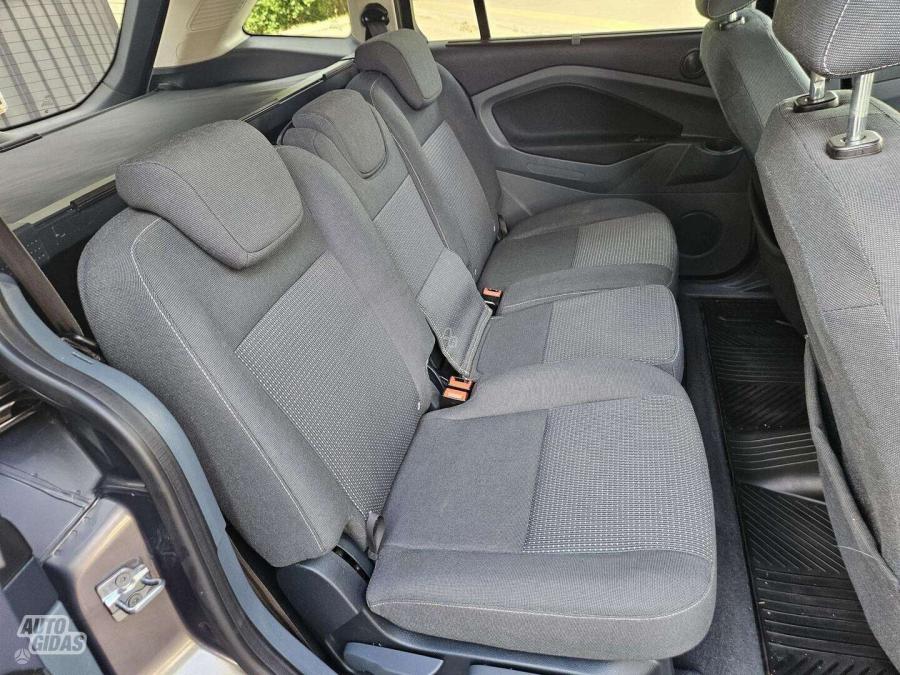 Brūns Ford Grand C-MAX 2015 Šauļi, ar dzinēja tilpumu 1.00 L un nobraukumu 195 tūkst. km par 4950 €, foto 16 vietnē AUTOMOTO.COM.LV