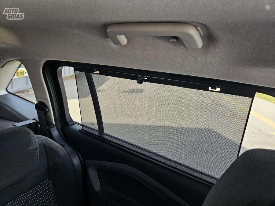 Brūns Ford Grand C-MAX 2015 Šauļi, ar dzinēja tilpumu 1.00 L un nobraukumu 195 tūkst. km par 4950 €, foto 23 vietnē AUTOMOTO.COM.LV