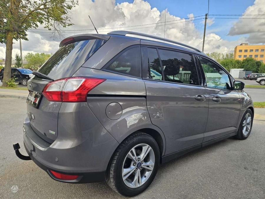 Brūns Ford Grand C-MAX 2015 Šauļi, ar dzinēja tilpumu 1.00 L un nobraukumu 195 tūkst. km par 4950 €, foto 6 vietnē AUTOMOTO.COM.LV