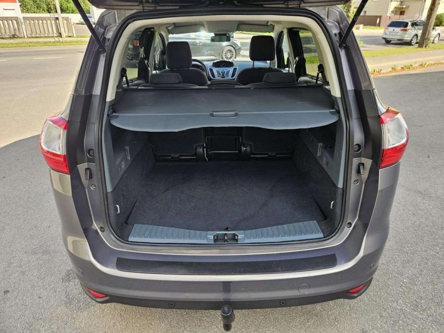Brūns Ford Grand C-MAX 2015 Šauļi, ar dzinēja tilpumu 1.00 L un nobraukumu 195 tūkst. km par 4950 €, foto 12 vietnē AUTOMOTO.COM.LV