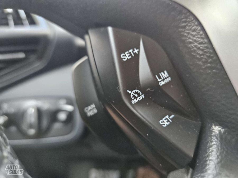 Brūns Ford Grand C-MAX 2015 Šauļi, ar dzinēja tilpumu 1.00 L un nobraukumu 195 tūkst. km par 4950 €, foto 21 vietnē AUTOMOTO.COM.LV