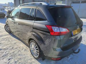 Brown Ford Grand C-MAX 2016 in Taurage, with an engine capacity of 2.00 L and mileage of 217 thousand km for 6950 €, photo 3 on AUTOMOTO.COM.LV
