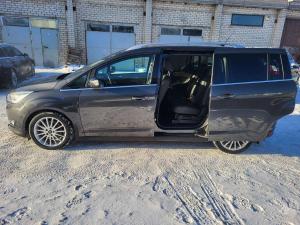 Brown Ford Grand C-MAX 2016 in Taurage, with an engine capacity of 2.00 L and mileage of 217 thousand km for 6950 €, photo 9 on AUTOMOTO.COM.LV