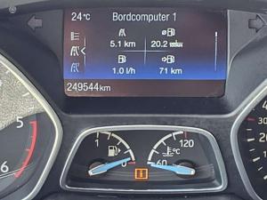 Brown Ford Grand C-MAX 2016 in Marijampole, with an engine capacity of 1.50 L and mileage of 249 thousand km for 5900 €, photo 14 on AUTOMOTO.COM.LV