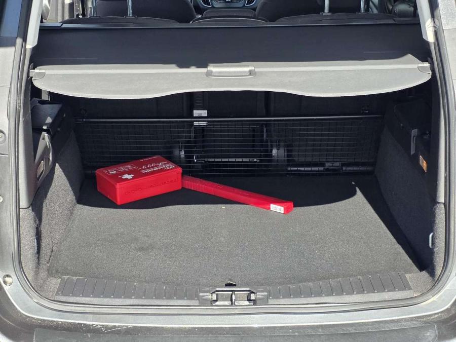 Brown Ford Grand C-MAX 2016 in Marijampole, with an engine capacity of 1.50 L and mileage of 249 thousand km for 5900 €, photo 16 on AUTOMOTO.COM.LV