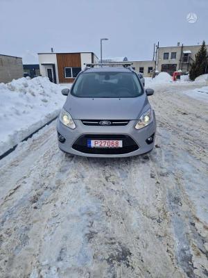 Pelēks Ford Grand C-MAX 2011 Šilutė, ar dzinēja tilpumu 1.60 L un nobraukumu 230 tūkst. km par 3800 €, foto  vietnē AUTOMOTO.COM.LV