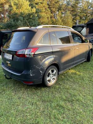 Grey Ford Grand C-MAX 2011 in Jurbarkas, with an engine capacity of 2.00 L and mileage of 354 thousand km for 1550 €, photo 3 on AUTOMOTO.COM.LV