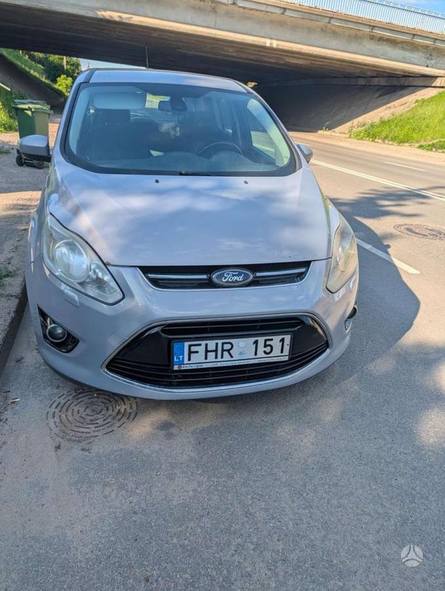 Grey Ford Grand C-MAX 2011 in Kaunas, with an engine capacity of 1.56 L and mileage of 359 thousand km for 2800 €, photo 4 on AUTOMOTO.COM.LV