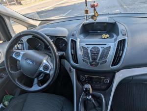 Grey Ford Grand C-MAX 2011 in Kaunas, with an engine capacity of 1.56 L and mileage of 359 thousand km for 2800 €, photo 9 on AUTOMOTO.COM.LV
