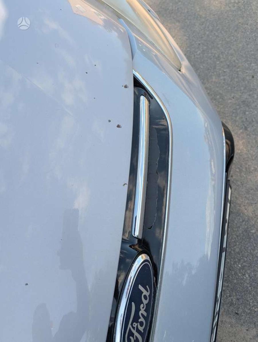 Grey Ford Grand C-MAX 2011 in Kaunas, with an engine capacity of 1.56 L and mileage of 359 thousand km for 2800 €, photo 16 on AUTOMOTO.COM.LV