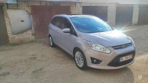 Grey Ford Grand C-MAX 2011 in Prienai, with an engine capacity of 1.56 L and mileage of 270 thousand km for 3790 €, photo 7 on AUTOMOTO.COM.LV