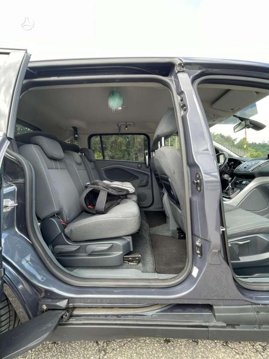 Grey Ford Grand C-MAX 2011 in Vilnius, with an engine capacity of 1.60 L and mileage of 252 thousand km for 3300 €, photo 10 on AUTOMOTO.COM.LV