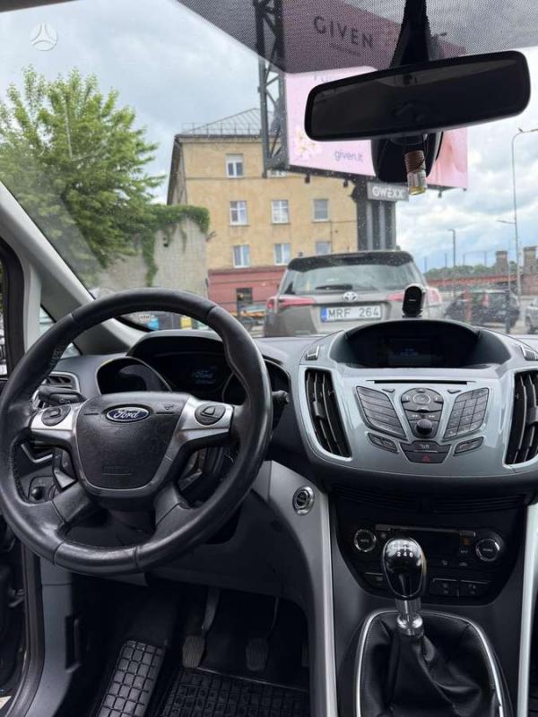 Grey Ford Grand C-MAX 2011 in Kaunas, with an engine capacity of 1.56 L and mileage of 328 thousand km for 3000 €, photo 7 on AUTOMOTO.COM.LV