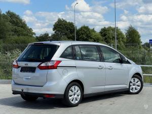 Pelēks Ford Grand C-MAX 2011 Tauragė, ar dzinēja tilpumu 1.60 L un nobraukumu 249 tūkst. km par 3300 €, foto 9 vietnē AUTOMOTO.COM.LV