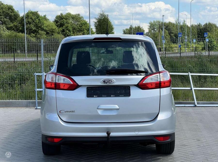 Pelēks Ford Grand C-MAX 2011 Tauragė, ar dzinēja tilpumu 1.60 L un nobraukumu 249 tūkst. km par 3300 €, foto 10 vietnē AUTOMOTO.COM.LV