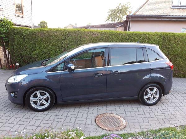 Pelēks Ford Grand C-MAX 2011 Šauļi, ar dzinēja tilpumu 1.60 L un nobraukumu 229 tūkst. km par 4300 €, foto 4 vietnē AUTOMOTO.COM.LV