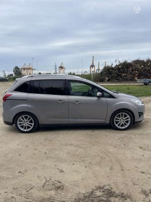 Pelēks Ford Grand C-MAX 2011 Klaipėda, ar dzinēja tilpumu 1.56 L un nobraukumu 312 tūkst. km par 3700 €, foto 5 vietnē AUTOMOTO.COM.LV