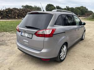 Pelēks Ford Grand C-MAX 2011 Klaipėda, ar dzinēja tilpumu 1.56 L un nobraukumu 312 tūkst. km par 3700 €, foto 14 vietnē AUTOMOTO.COM.LV