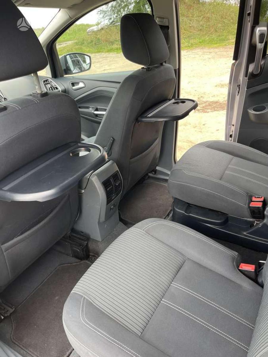 Pelēks Ford Grand C-MAX 2011 Klaipėda, ar dzinēja tilpumu 1.56 L un nobraukumu 312 tūkst. km par 3700 €, foto 25 vietnē AUTOMOTO.COM.LV