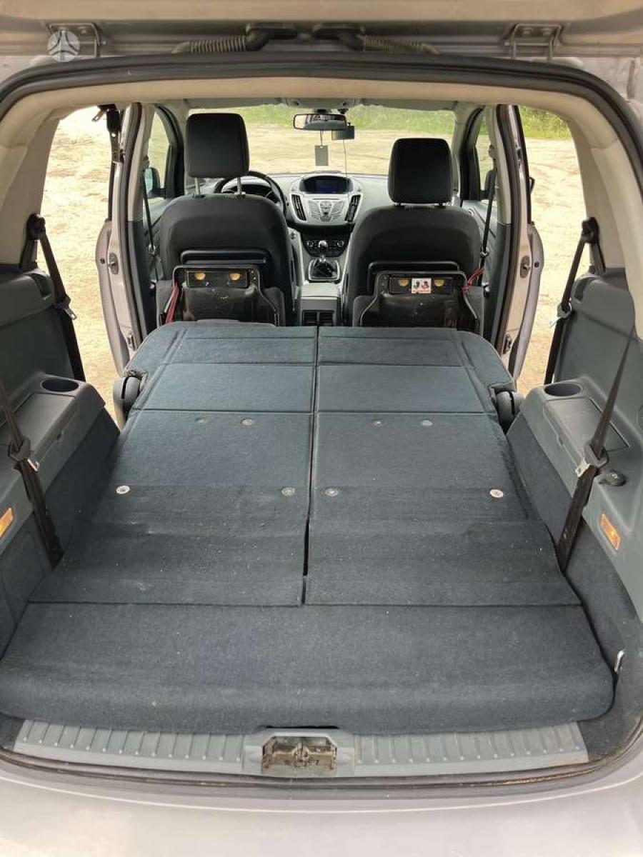 Pelēks Ford Grand C-MAX 2011 Klaipėda, ar dzinēja tilpumu 1.56 L un nobraukumu 312 tūkst. km par 3700 €, foto 27 vietnē AUTOMOTO.COM.LV