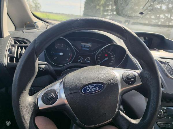 Pelēks Ford Grand C-MAX 2011 Šauļi, ar dzinēja tilpumu 1.56 L un nobraukumu 340 tūkst. km par 4700 €, foto 8 vietnē AUTOMOTO.COM.LV