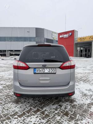 Grey Ford Grand C-MAX 2012 in Vilnius, with an engine capacity of 2.00 L and mileage of 325 thousand km for 3650 €, photo 6 on AUTOMOTO.COM.LV