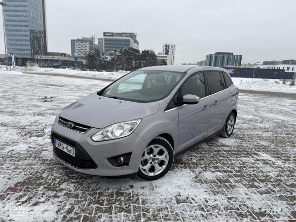 Grey Ford Grand C-MAX 2012 in Vilnius, with an engine capacity of 2.00 L and mileage of 325 thousand km for 3650 €, photo 1 on AUTOMOTO.COM.LV